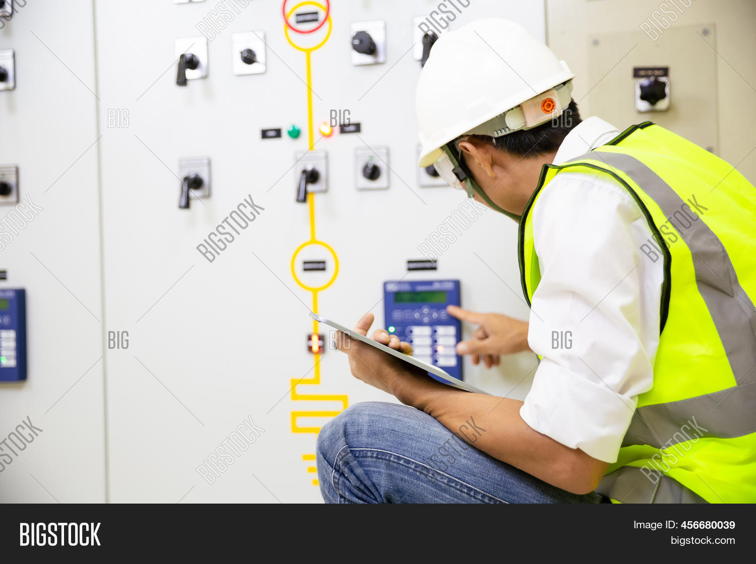 Electrician Engineer Image & Photo (Free Trial) | Bigstock