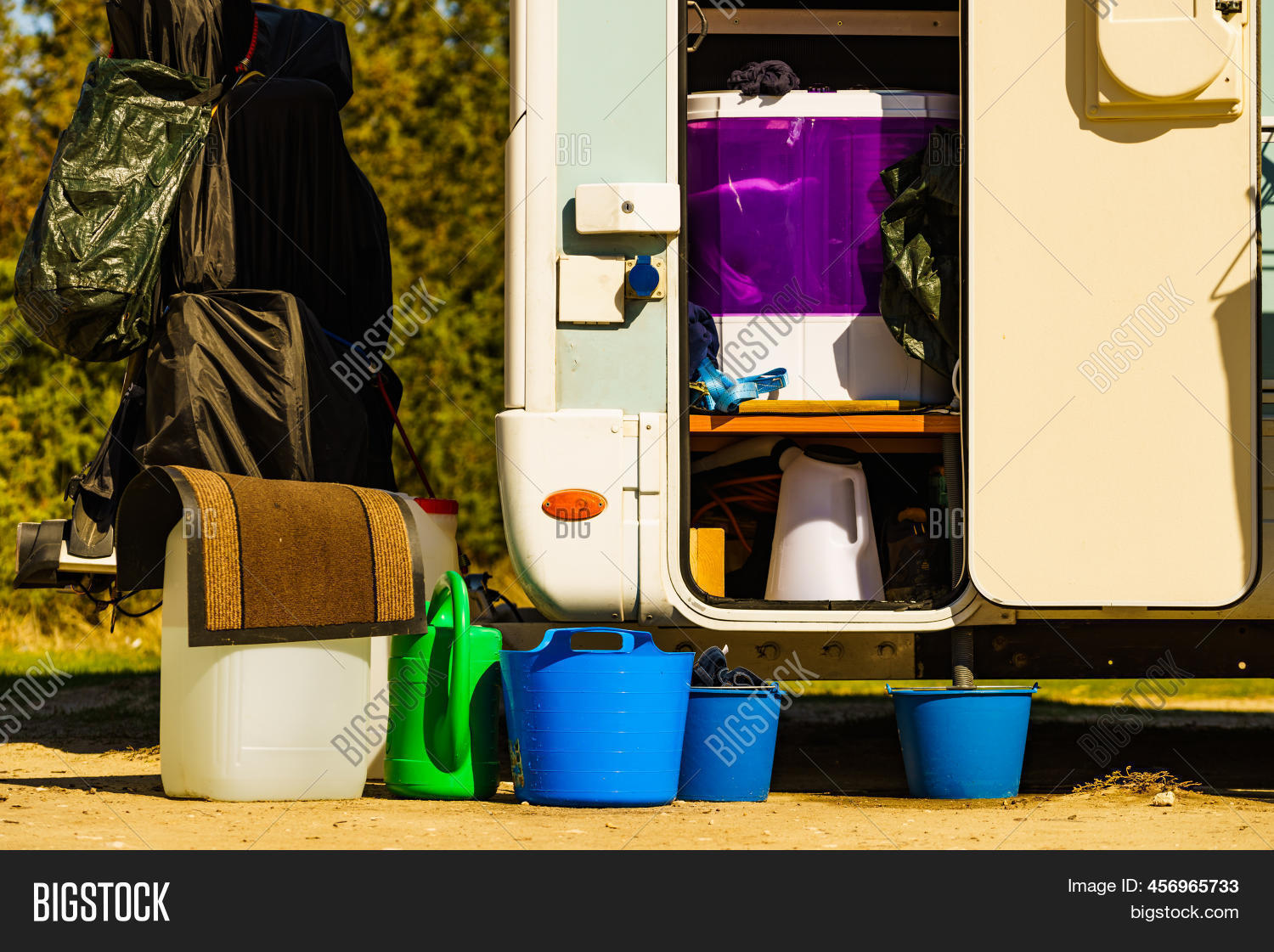 Doing Laundry Outdoors Image & Photo (Free Trial) | Bigstock