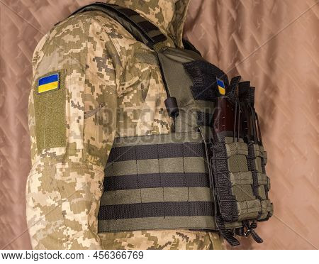 Military Bulletproof Image & Photo (Free Trial) | Bigstock
