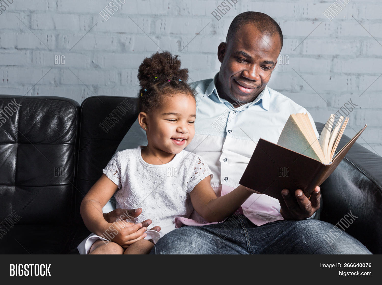 Parents Read Book Image & Photo (Free Trial) | Bigstock