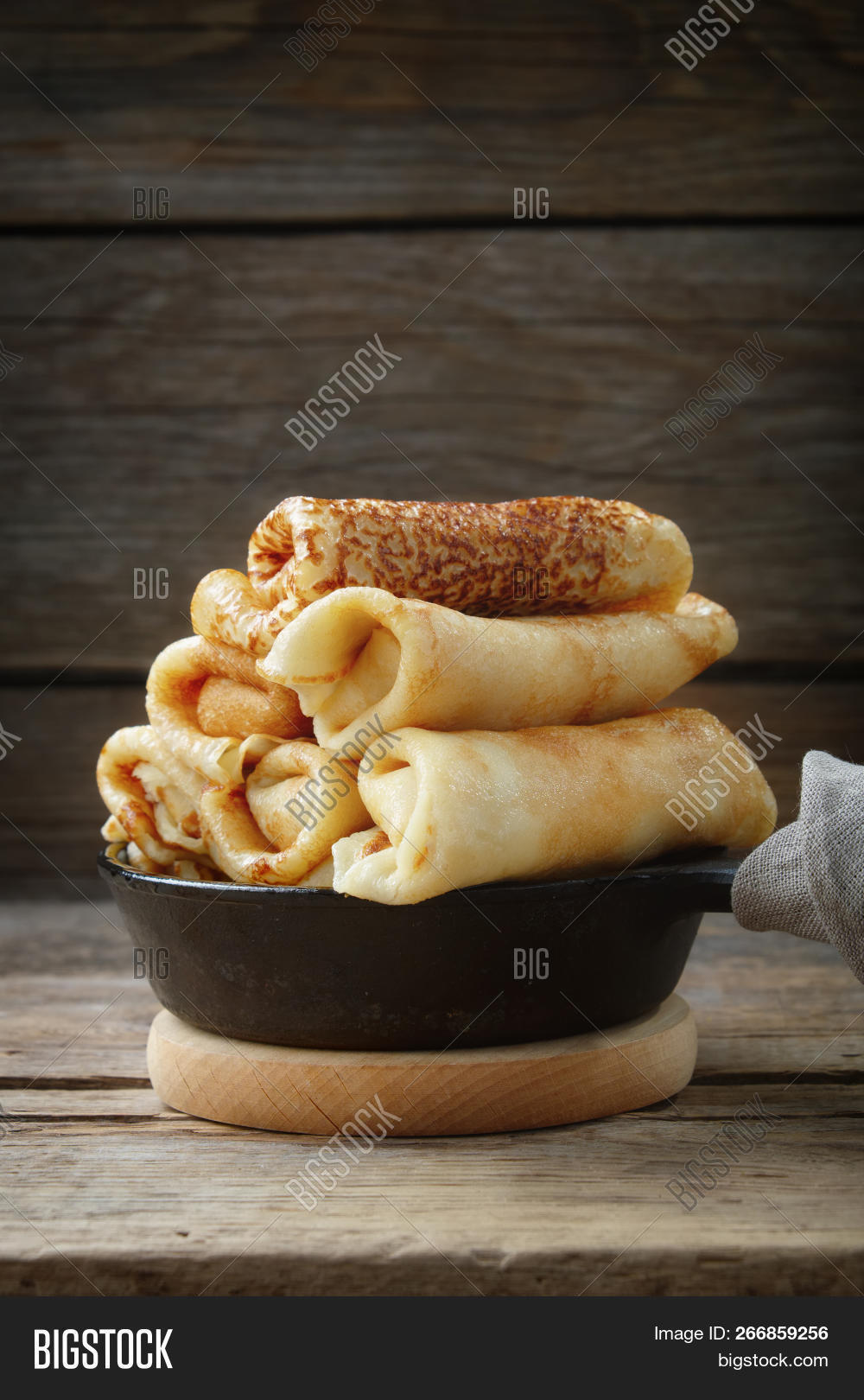 Frying Pan Freshly Image & Photo (Free Trial) | Bigstock