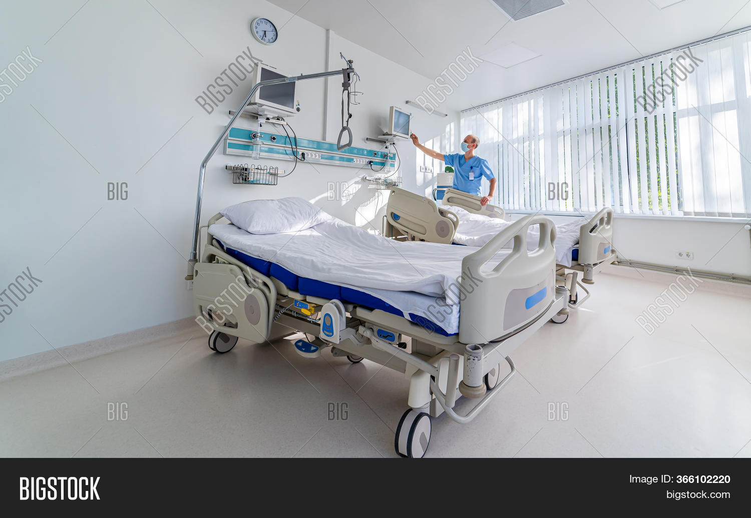 Doctor Blue Medical Image & Photo (Free Trial) | Bigstock