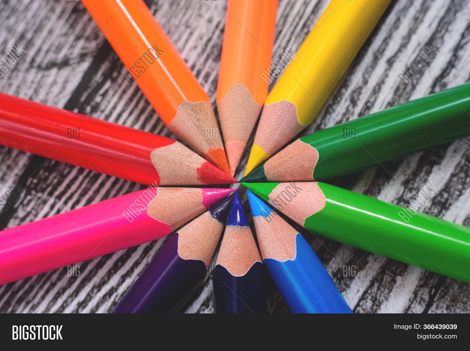 Color Pencils Arrange Image & Photo (Free Trial) | Bigstock