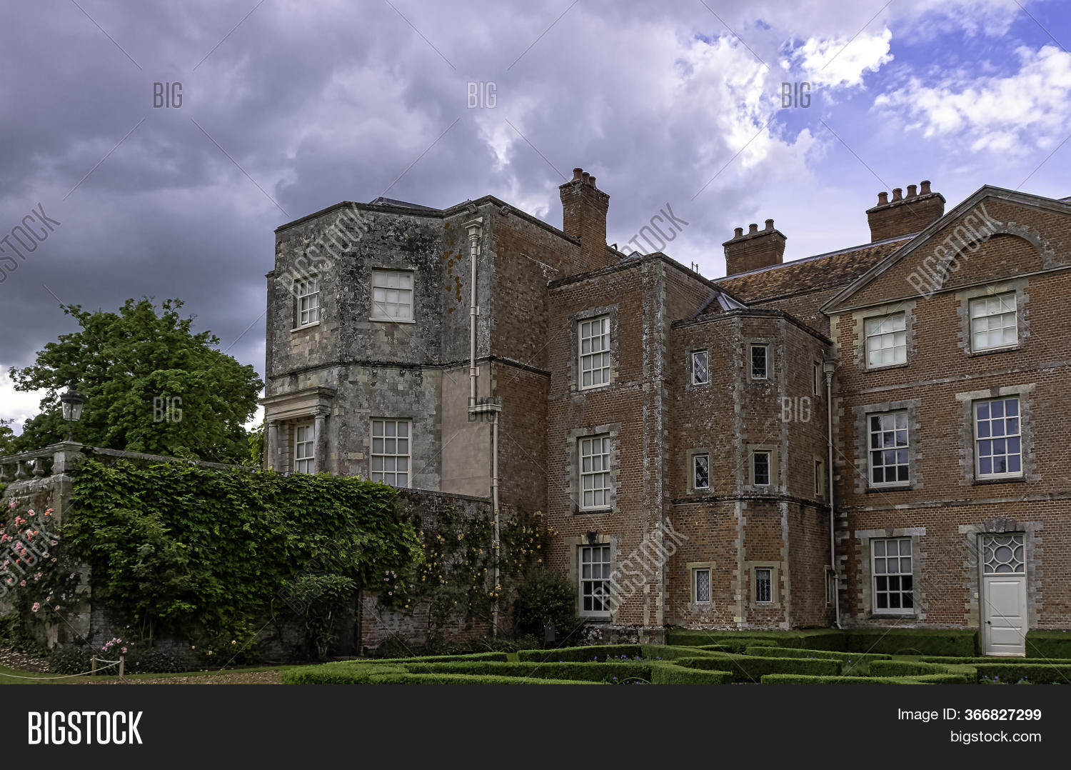 Mottisfont, Hampshire Image & Photo (Free Trial) | Bigstock