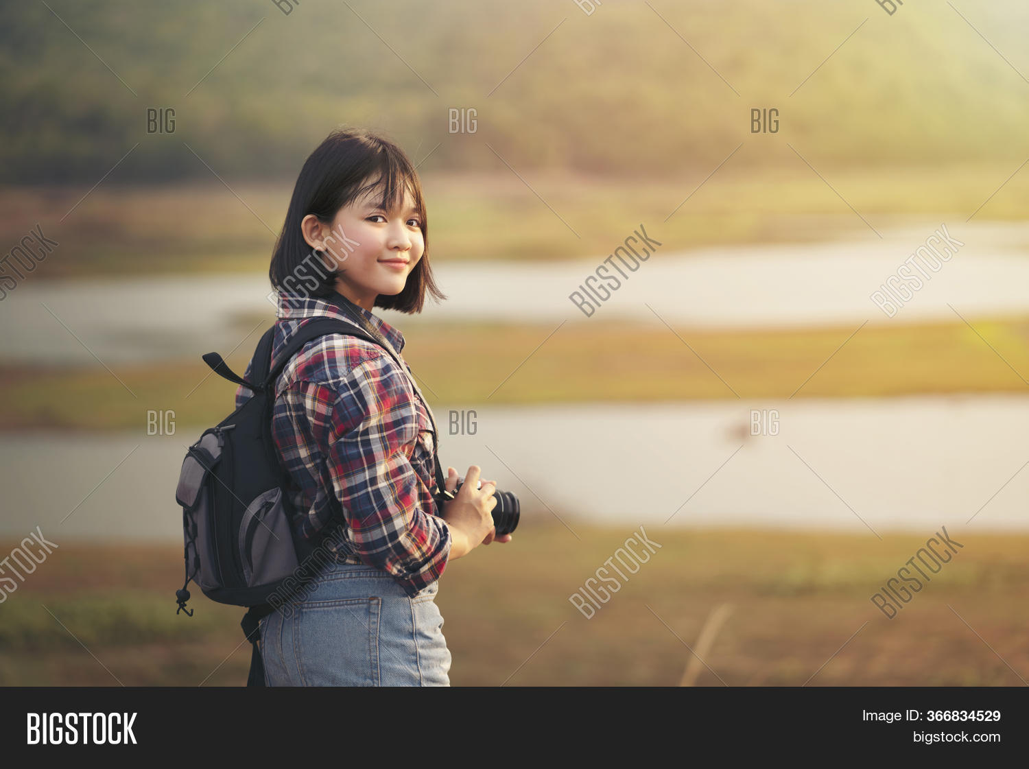 Beautiful Backpacker Image & Photo (Free Trial) | Bigstock