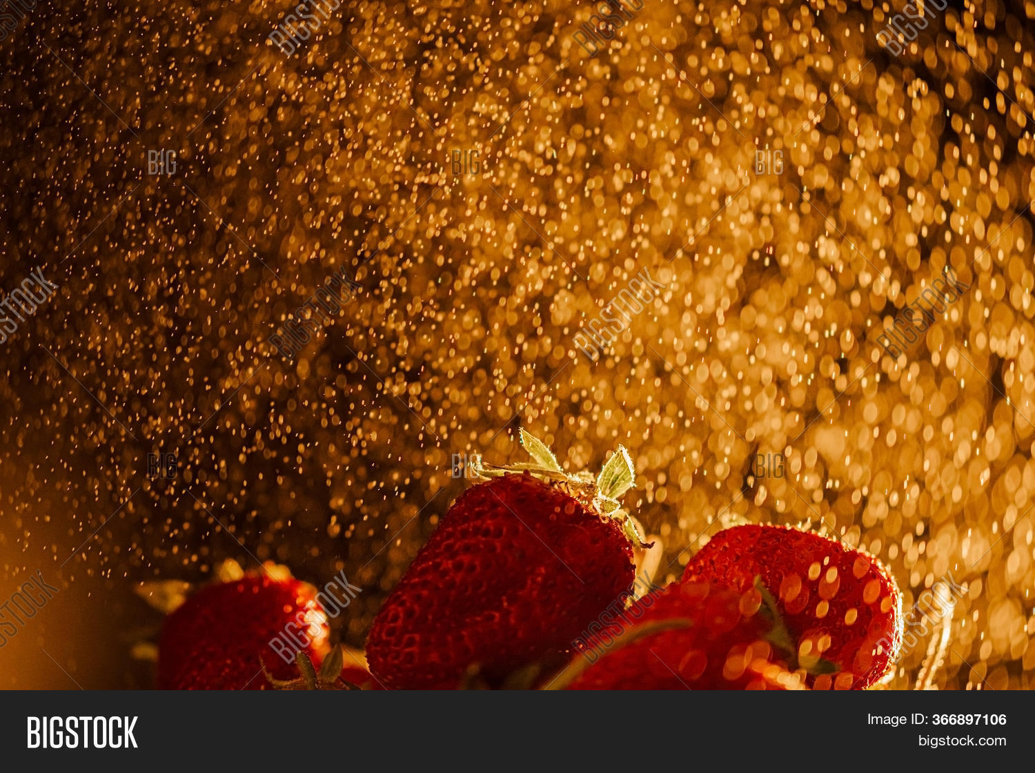 Red Juicy Ripe Image & Photo (Free Trial) | Bigstock