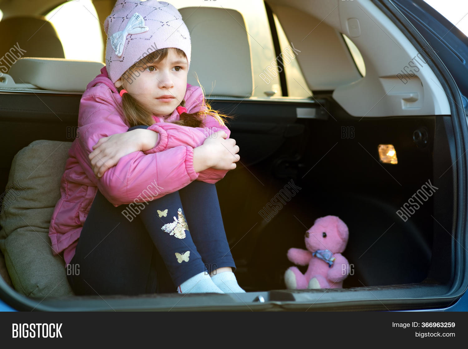 Pretty Sad Child Girl Image & Photo (Free Trial) | Bigstock