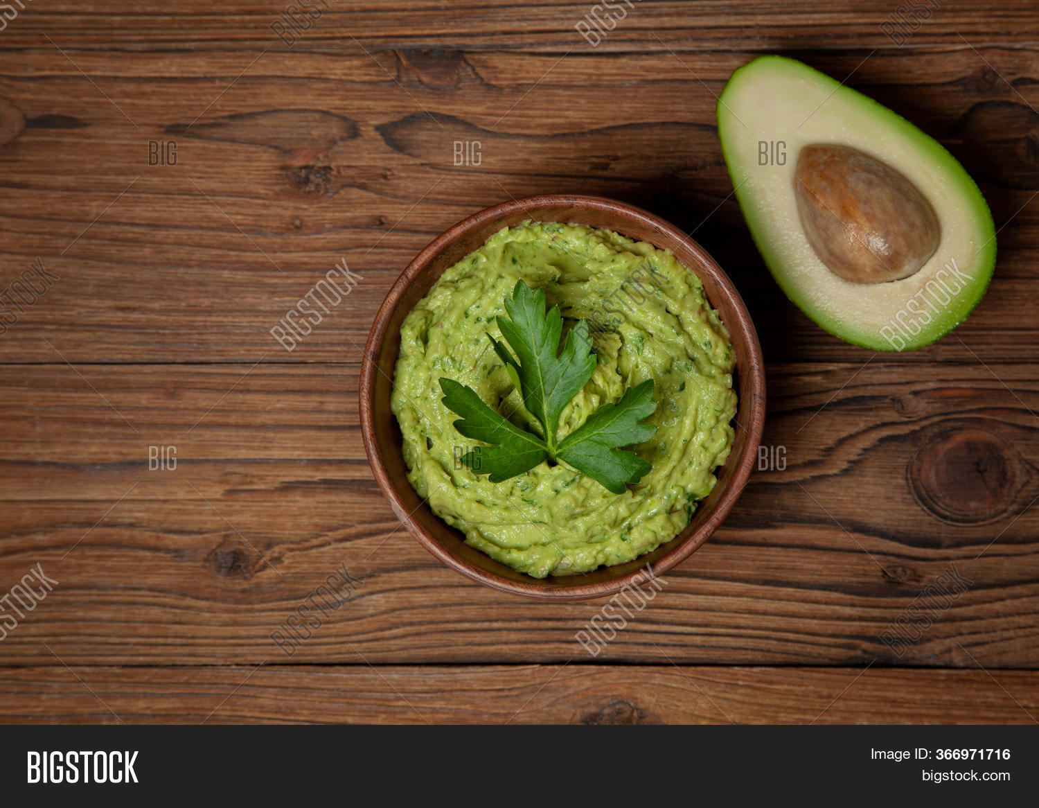 Guacamole Wooden Bowl Image & Photo (Free Trial) | Bigstock