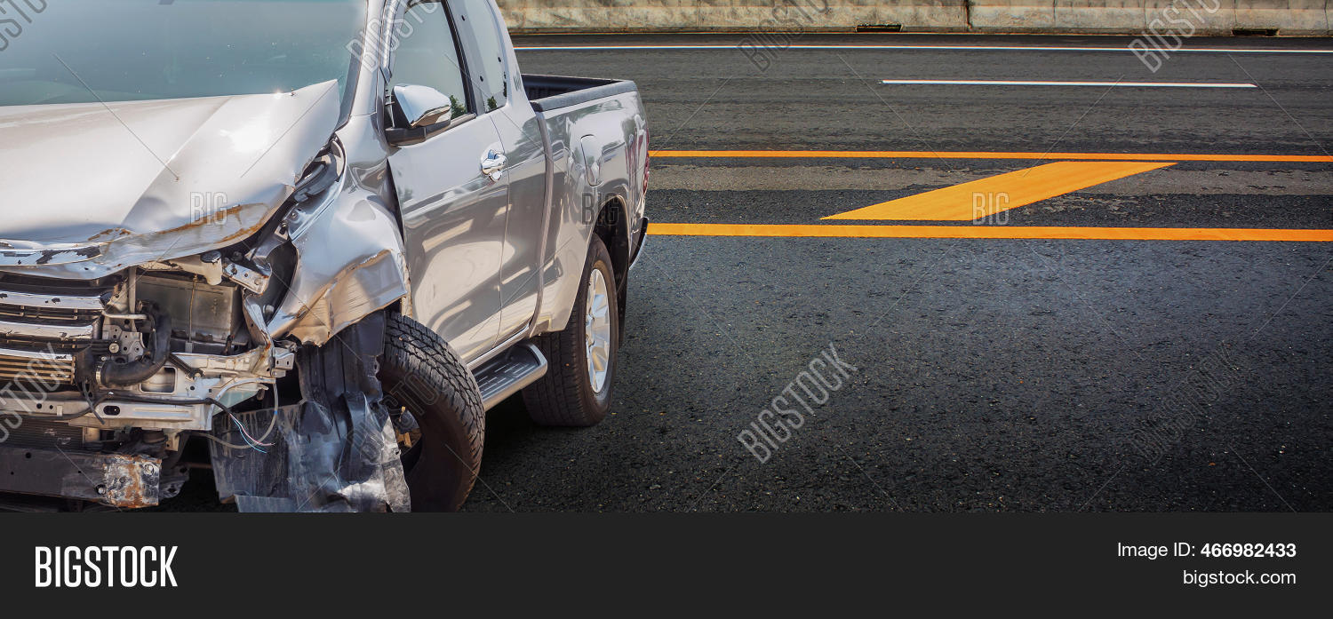 Pickup Truck Car Crash Image & Photo (Free Trial) | Bigstock