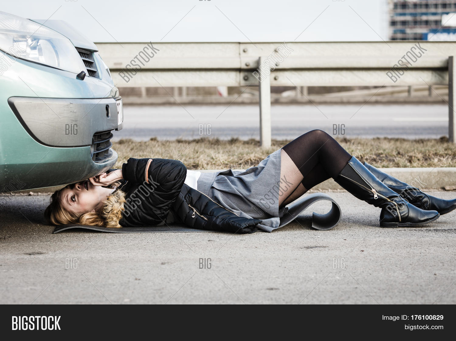 Auto Assistance Image & Photo (Free Trial) | Bigstock