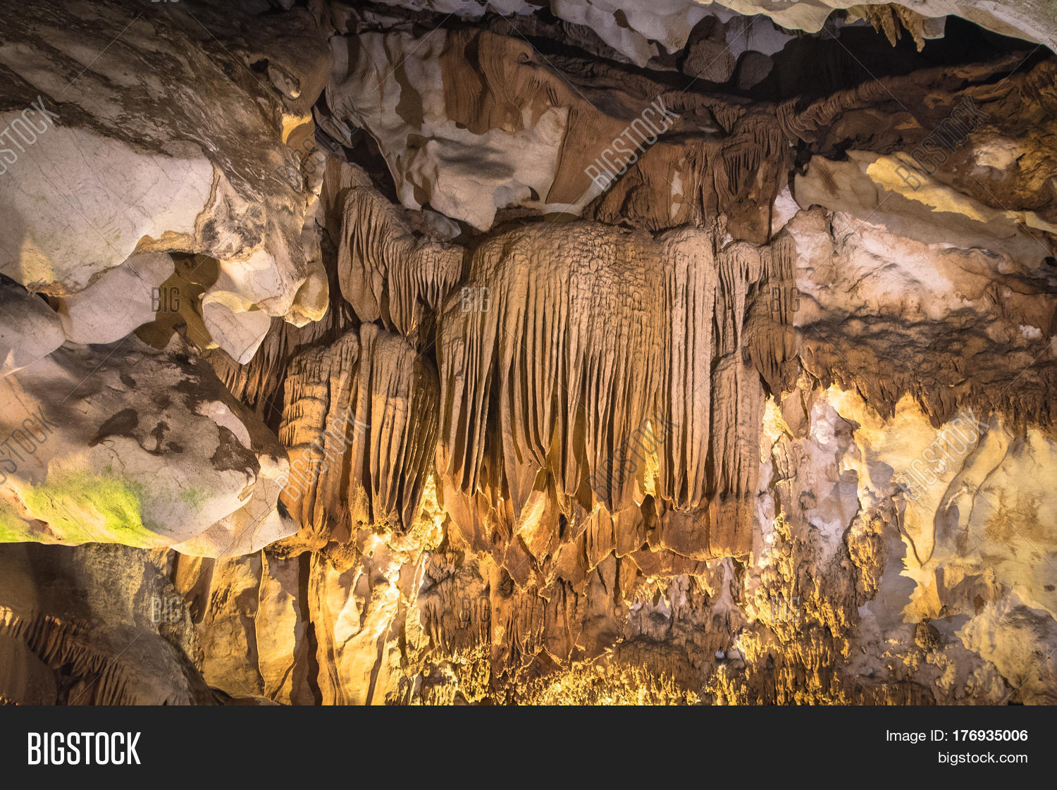 Stalactites Image & Photo (Free Trial) | Bigstock