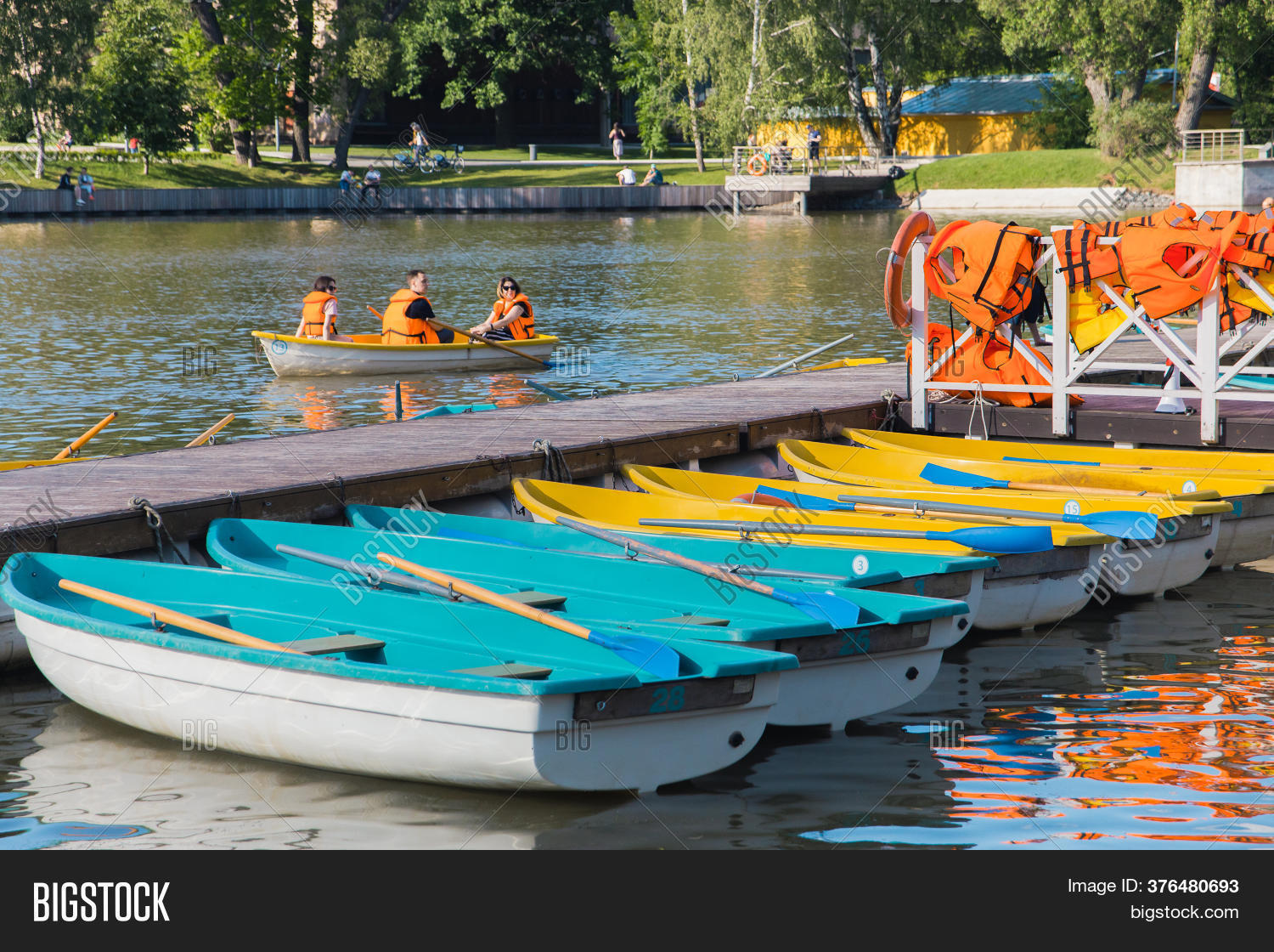 Several Boats Oars Image & Photo (Free Trial) | Bigstock