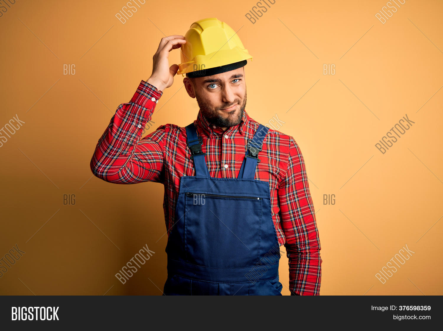 Young Builder Man Image & Photo (Free Trial) | Bigstock