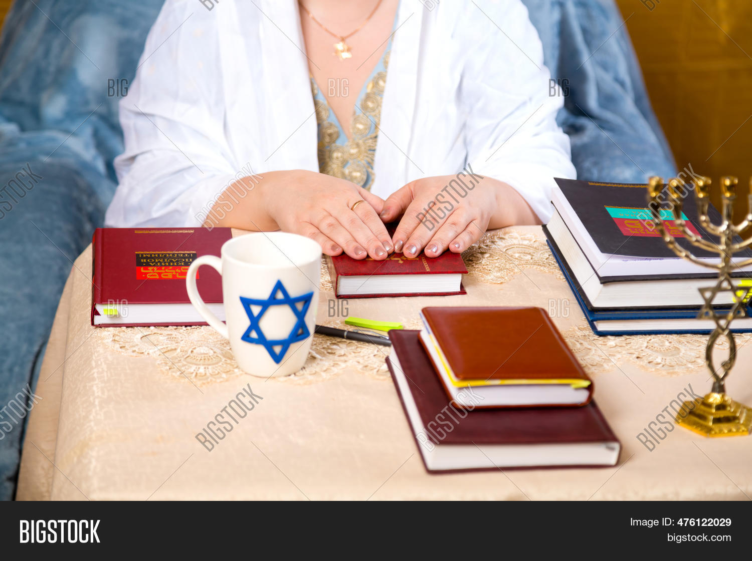 Jewish Woman Rabbi Image & Photo (Free Trial) | Bigstock