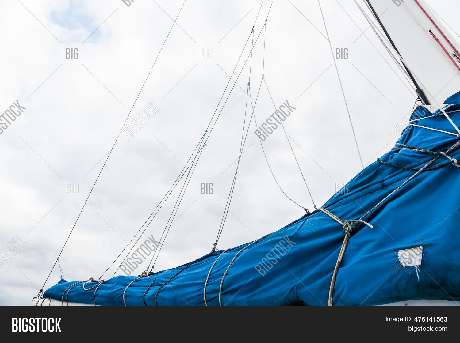 Sailing Yacht Mast Image & Photo (Free Trial) | Bigstock