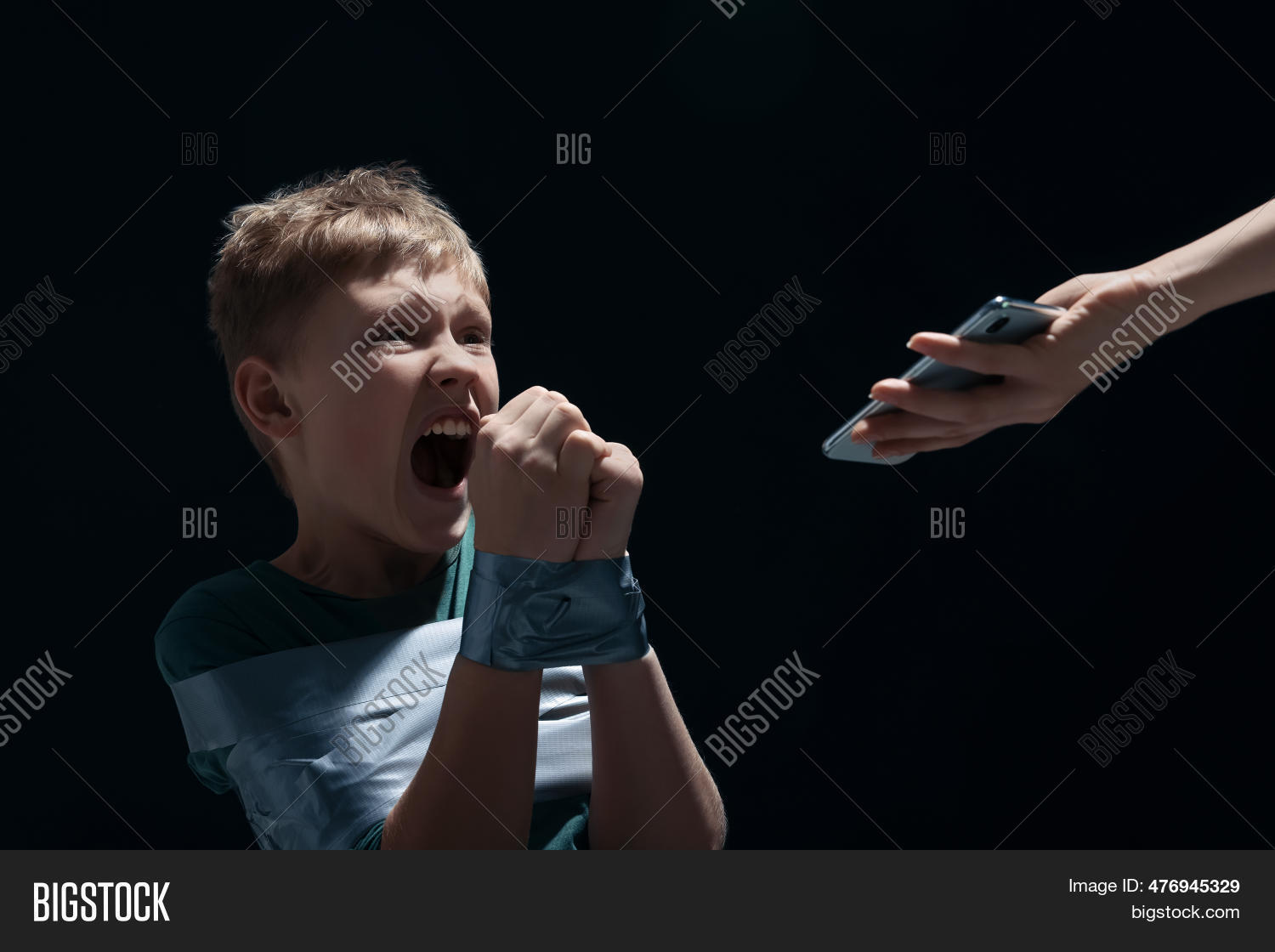 Kidnapper Phone Near Image & Photo (Free Trial) | Bigstock