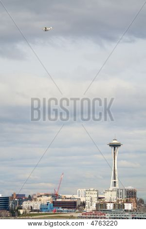 Space Needle Float Image & Photo (Free Trial) | Bigstock