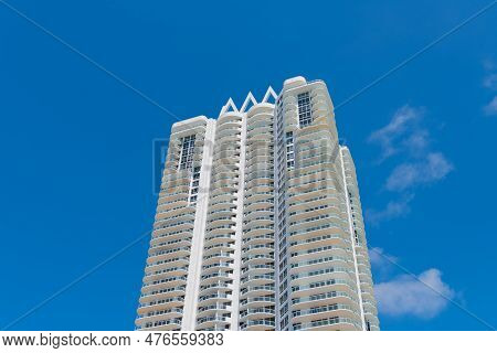 Skyscraper Image & Photo (Free Trial) | Bigstock