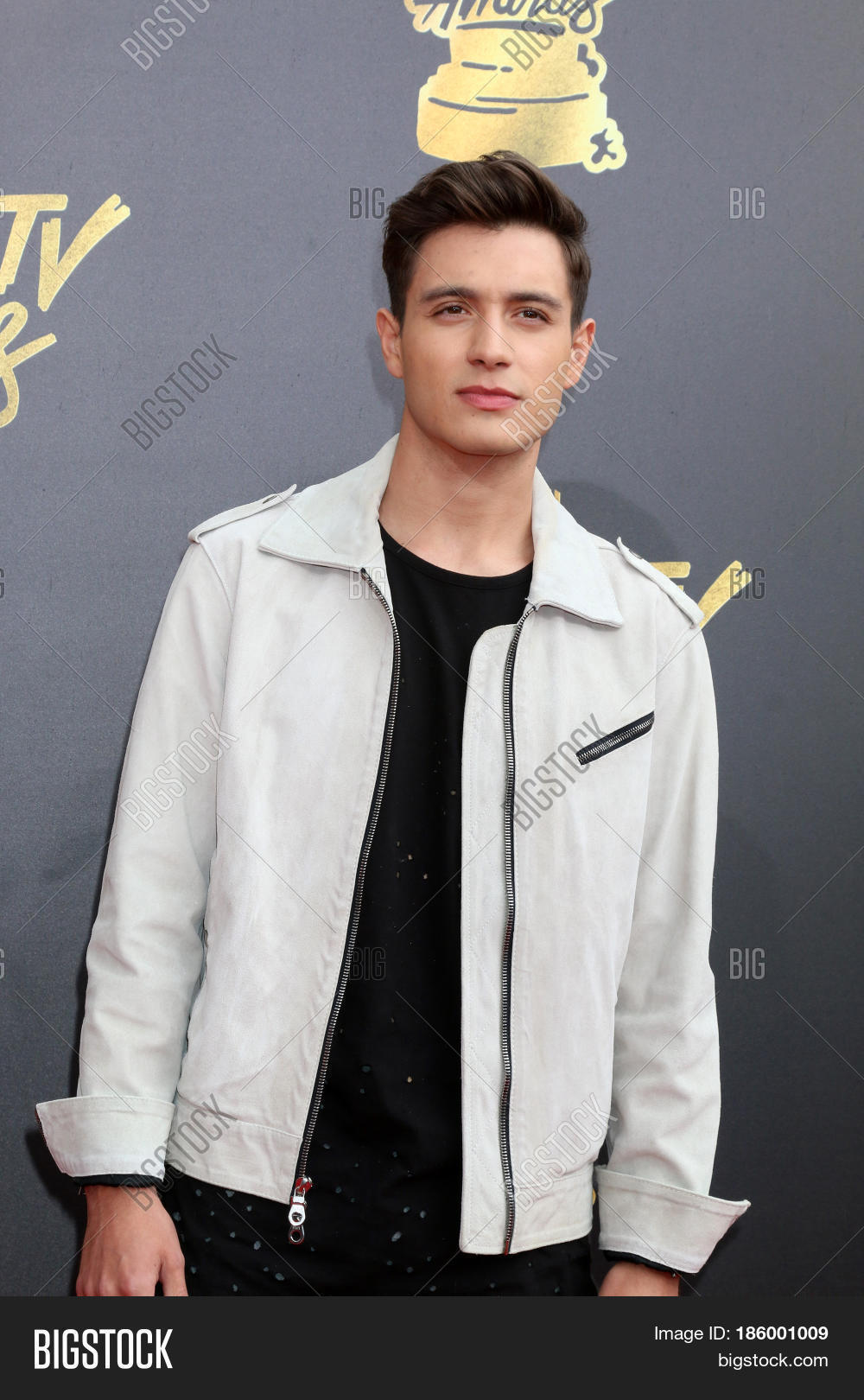 LOS ANGELES - MAY 7: Image & Photo (Free Trial) | Bigstock