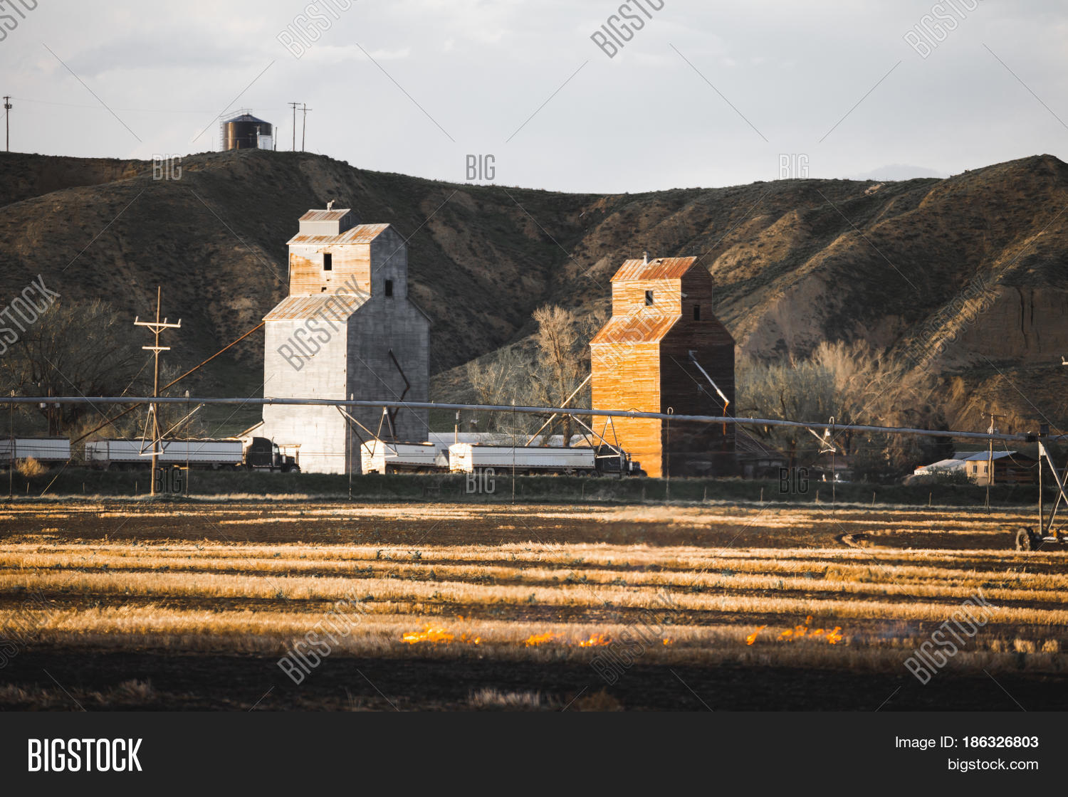 Grainery Buildings Image & Photo (Free Trial) | Bigstock
