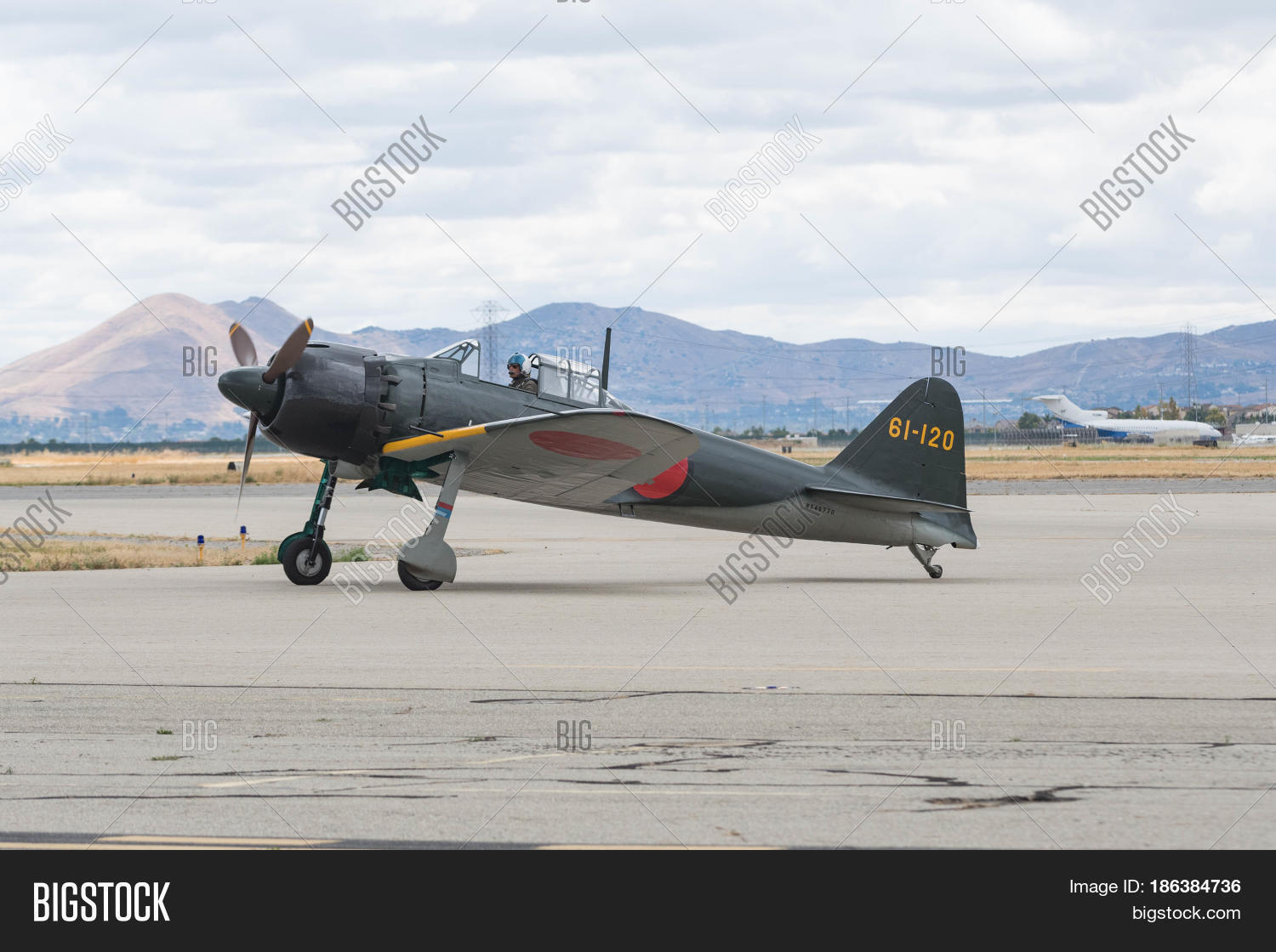 Mitsubishi A6M-5 - Image & Photo (Free Trial) | Bigstock