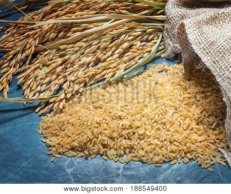 Brown Rice Uncooked Image & Photo (Free Trial) | Bigstock