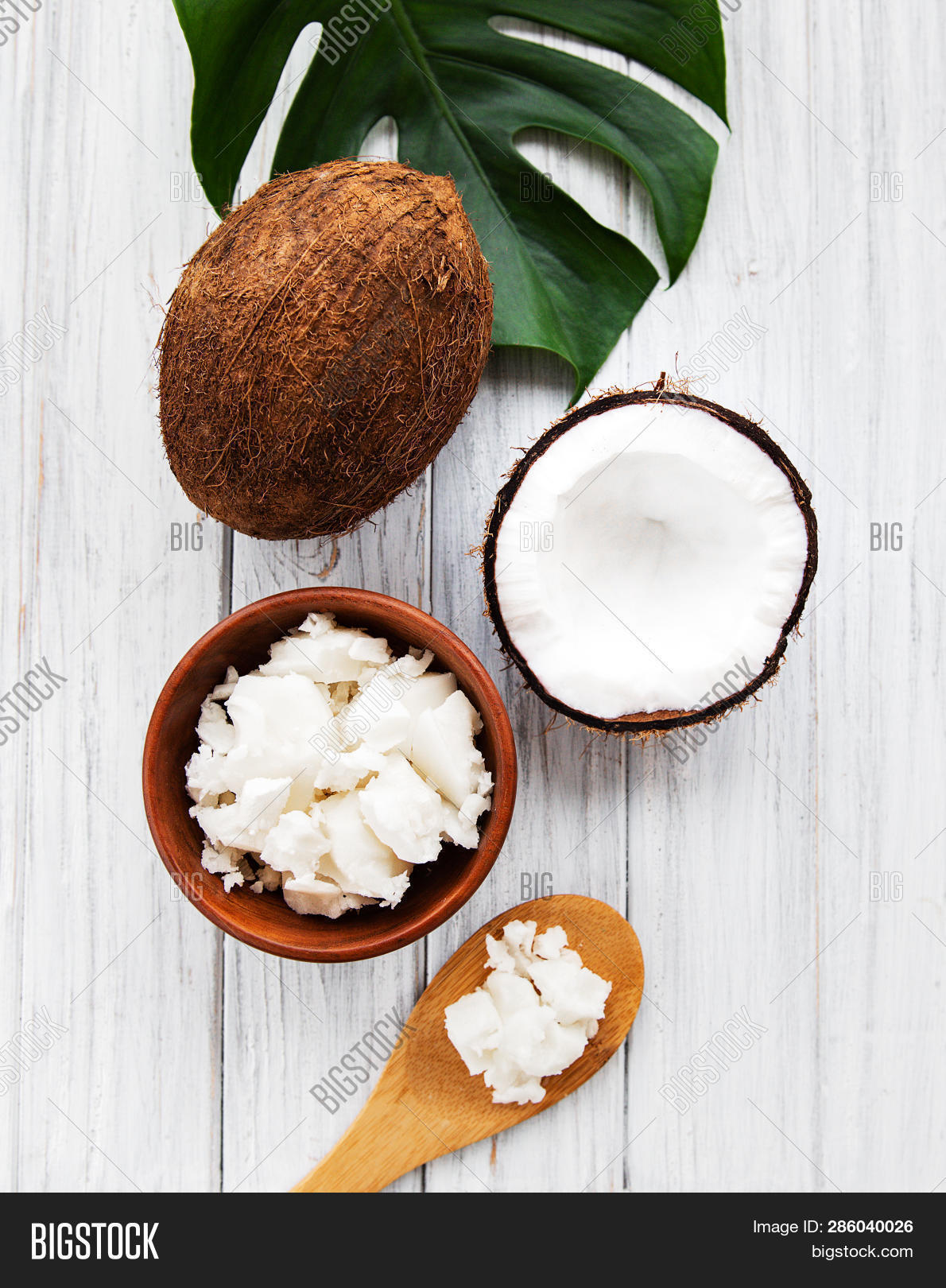 Fresh Coconut Oil Image & Photo (Free Trial) | Bigstock