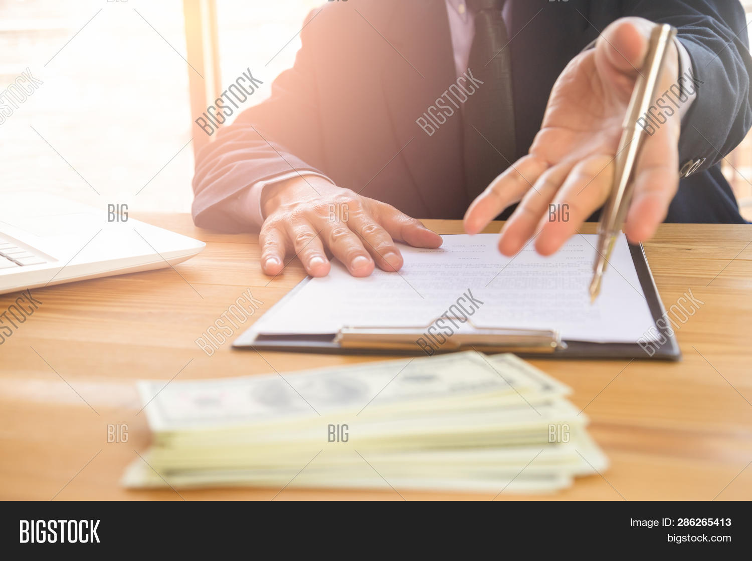 Business Man Deal Image & Photo (Free Trial) | Bigstock