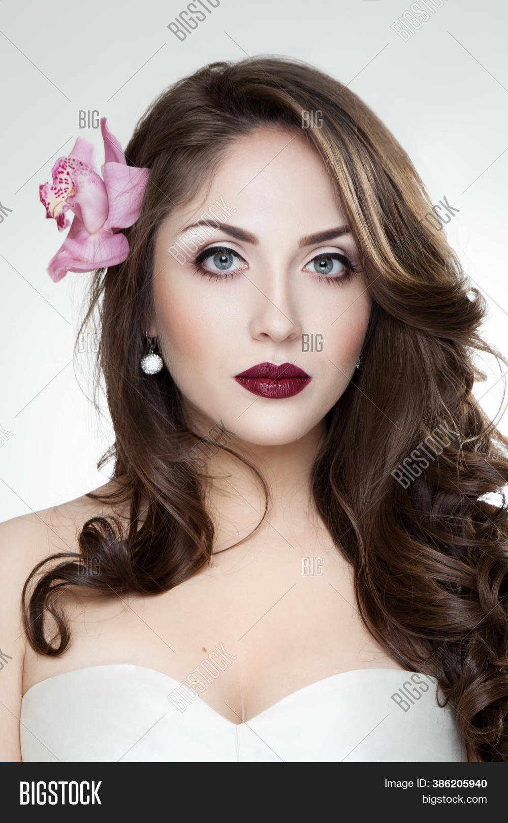 Closeup Frontal Image & Photo (Free Trial) | Bigstock