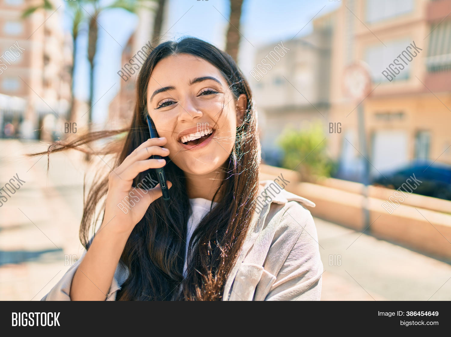 Young Hispanic Woman Image & Photo (Free Trial) | Bigstock