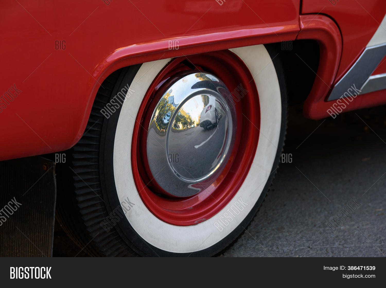 Closeup Photo Rear Image & Photo (Free Trial) | Bigstock