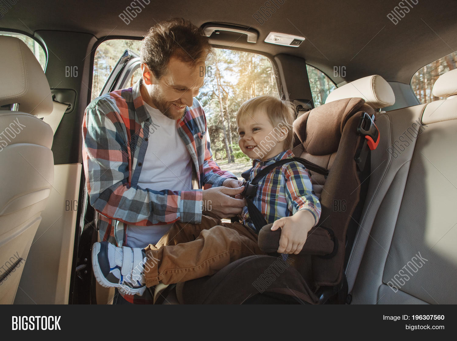 Travel By Car Family Image & Photo (Free Trial) | Bigstock