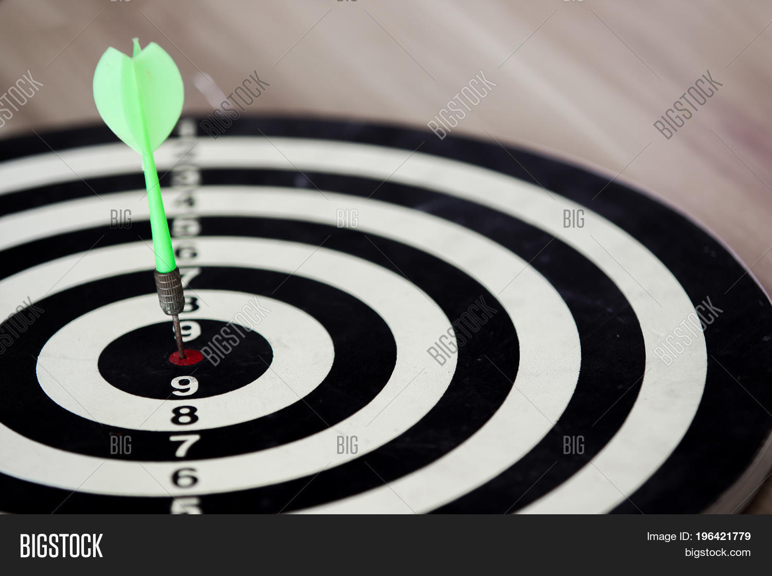 Classic Bull Eye Image & Photo (Free Trial) | Bigstock