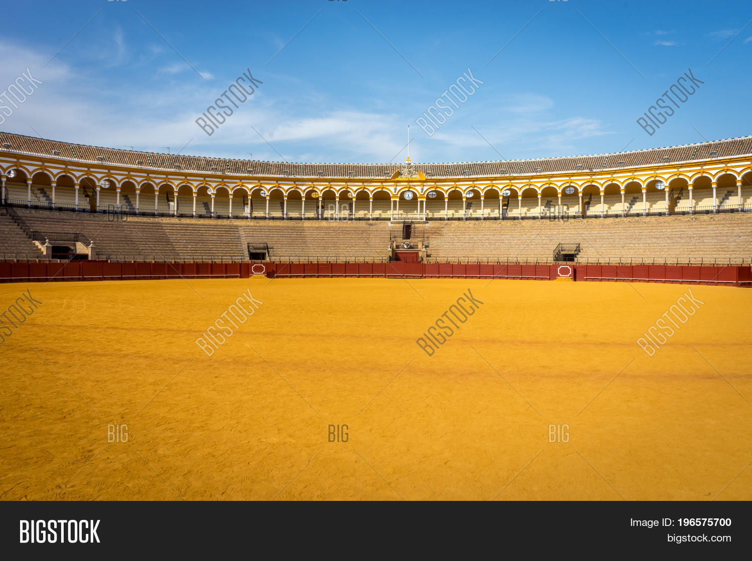 Bull Fighting Ring Image & Photo (Free Trial) | Bigstock