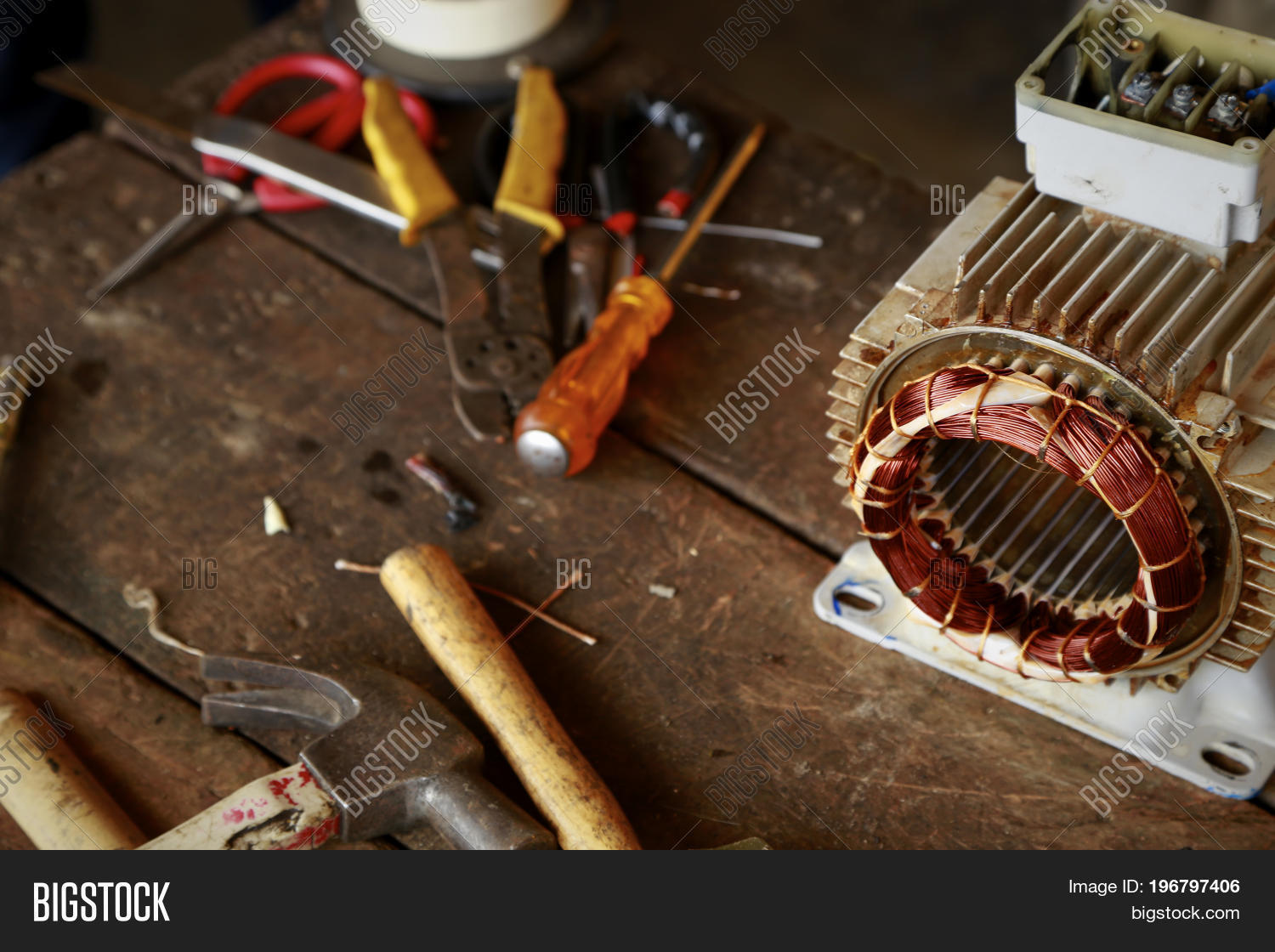 Repair Old Disassemble Image & Photo (Free Trial) | Bigstock