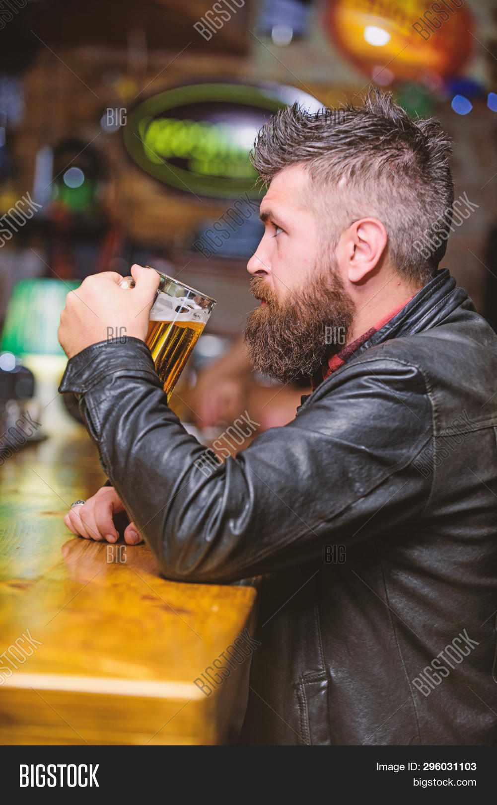 Weekend Lifestyle. Pub Image & Photo (Free Trial) | Bigstock