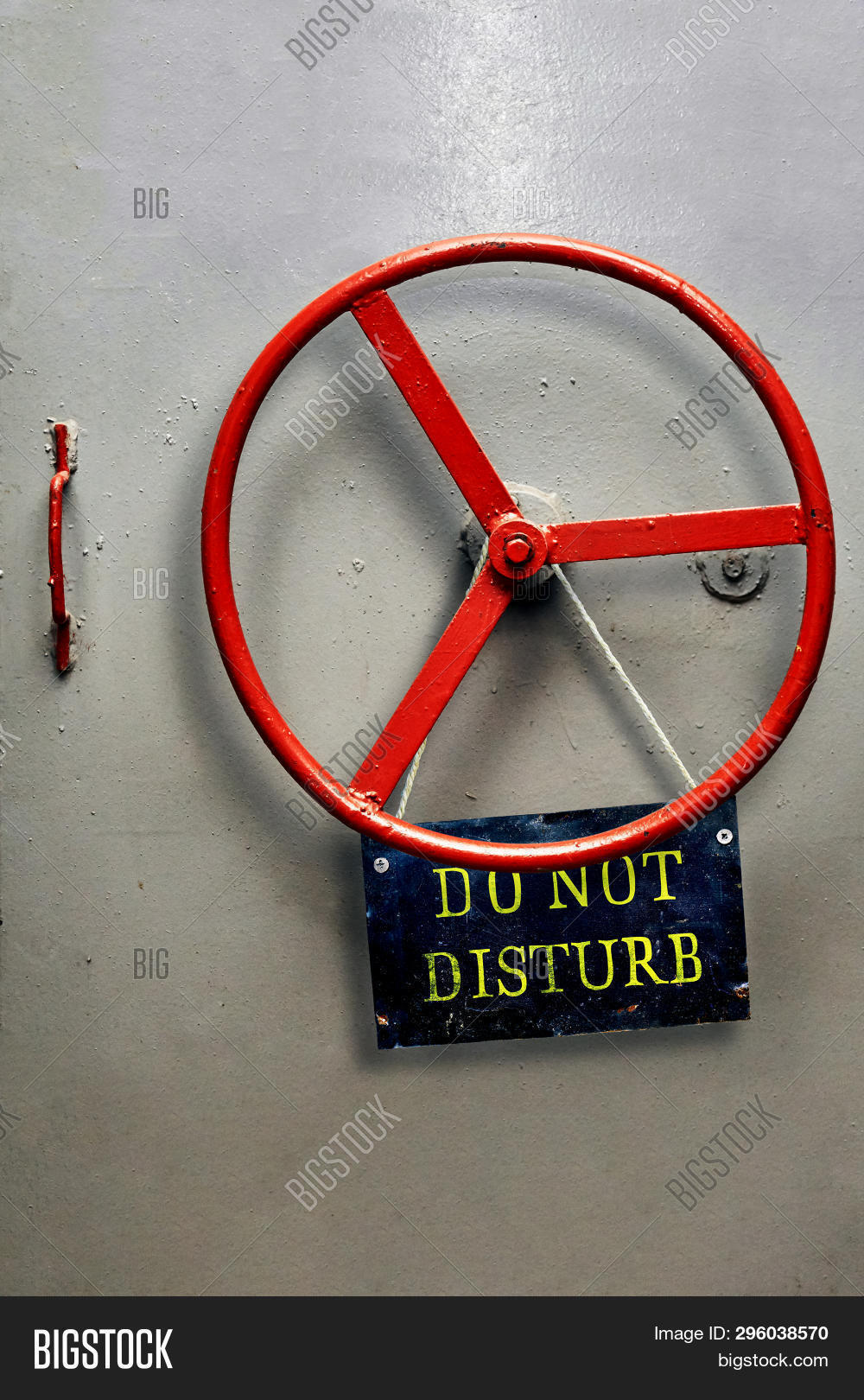 Do Not Disturb Warning Image & Photo (Free Trial) | Bigstock