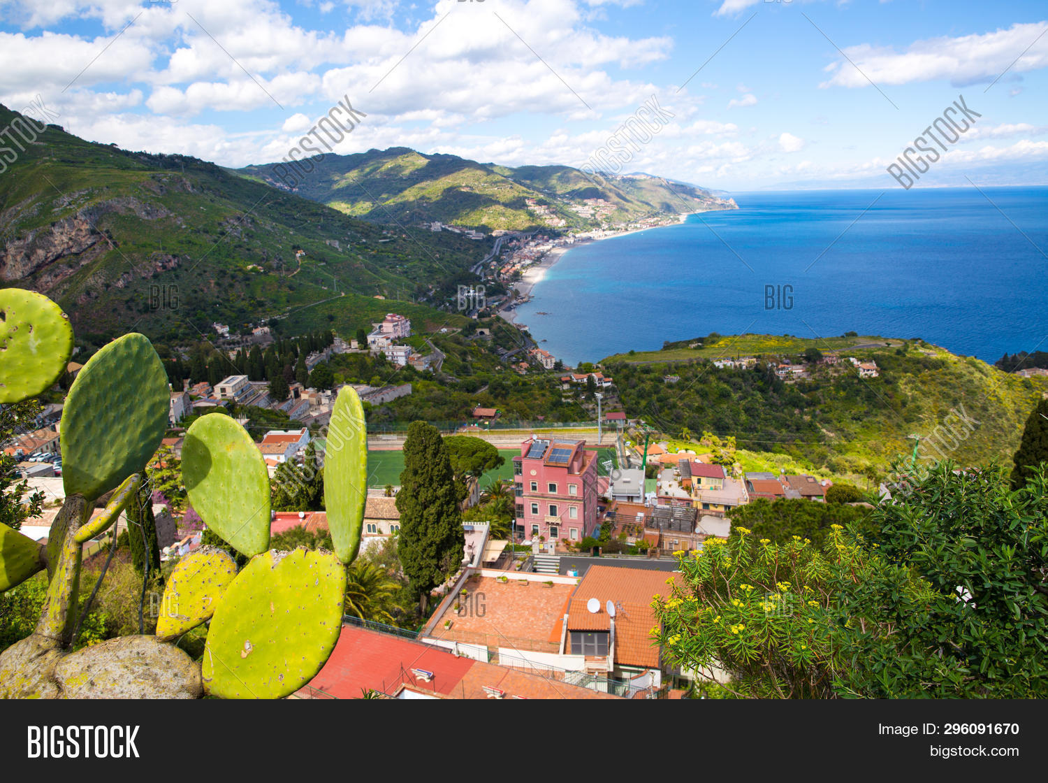 Beautiful Landscape Image & Photo (Free Trial) | Bigstock