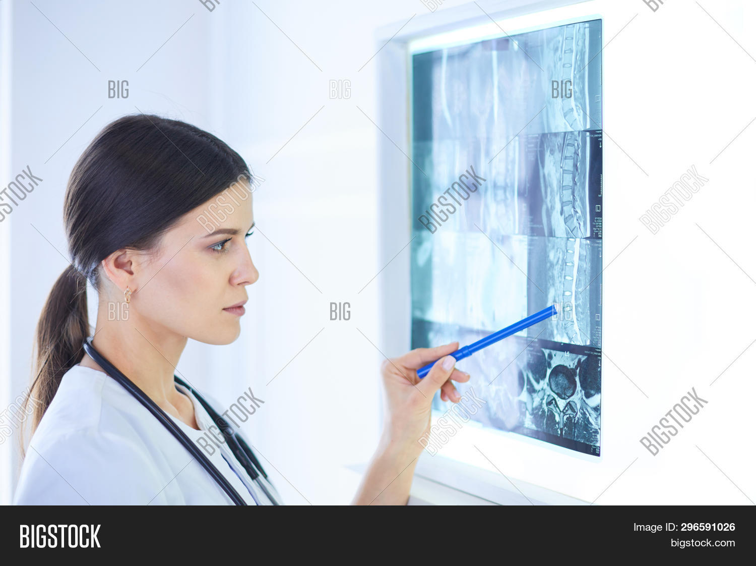 Young Smiling Female Image & Photo (Free Trial) | Bigstock