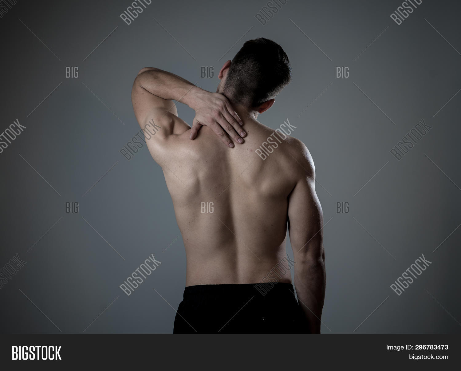 Young Muscular Fit Man Image & Photo (Free Trial) | Bigstock