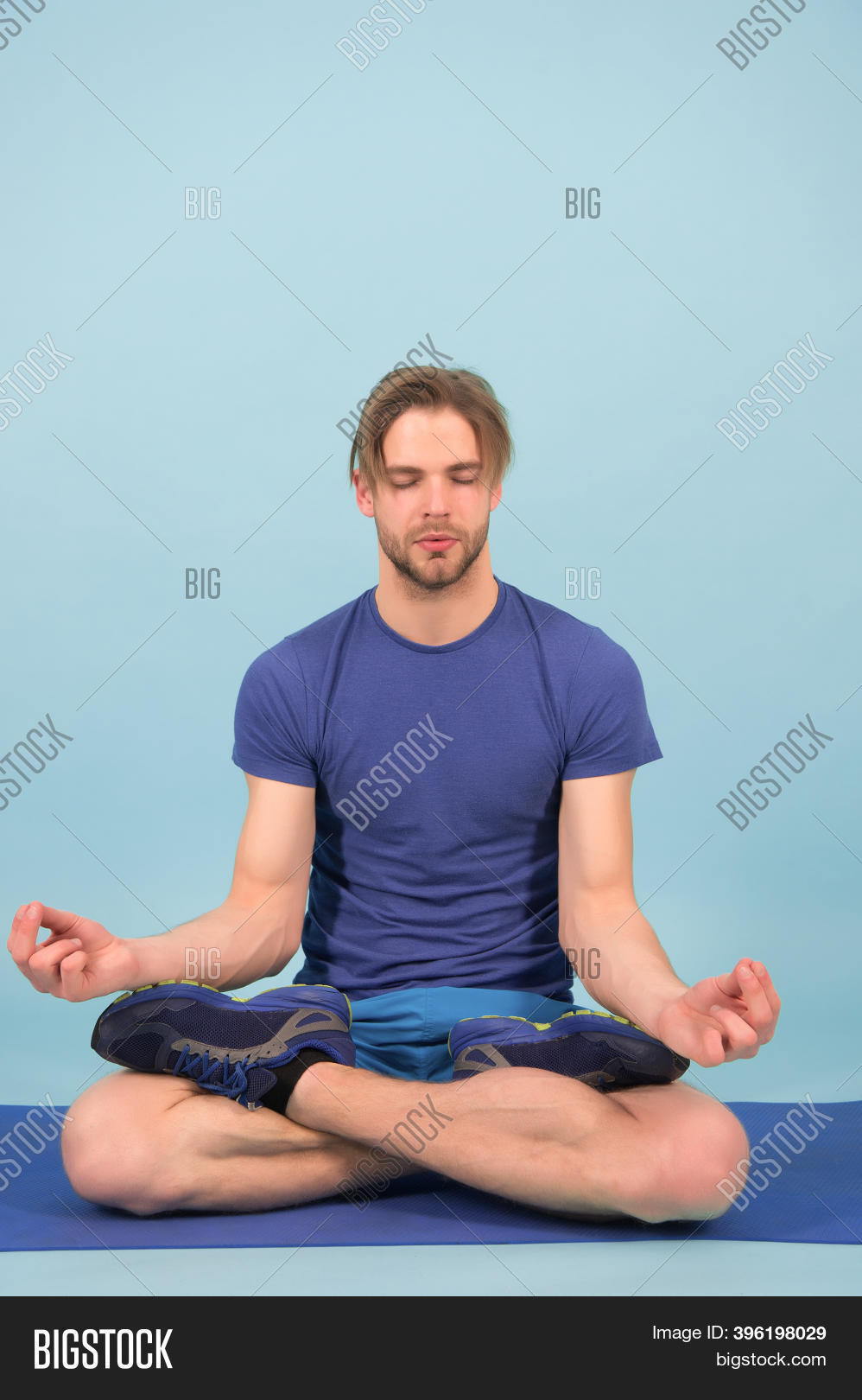 Man Meditate On Yoga Image & Photo (Free Trial) | Bigstock