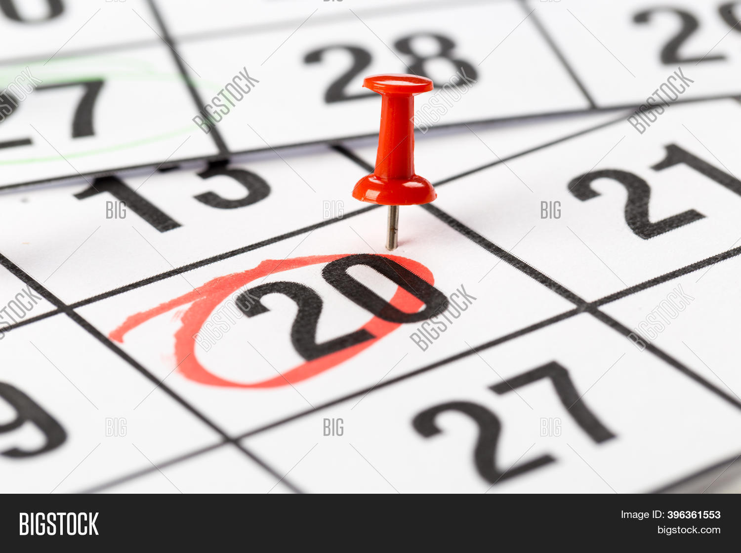 Thumbtack Calendar Image & Photo (Free Trial) | Bigstock