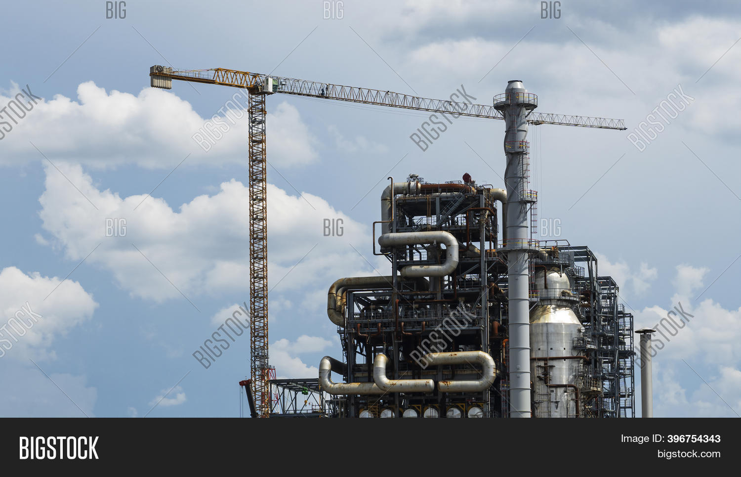 Distillation Tower Image & Photo (Free Trial) | Bigstock