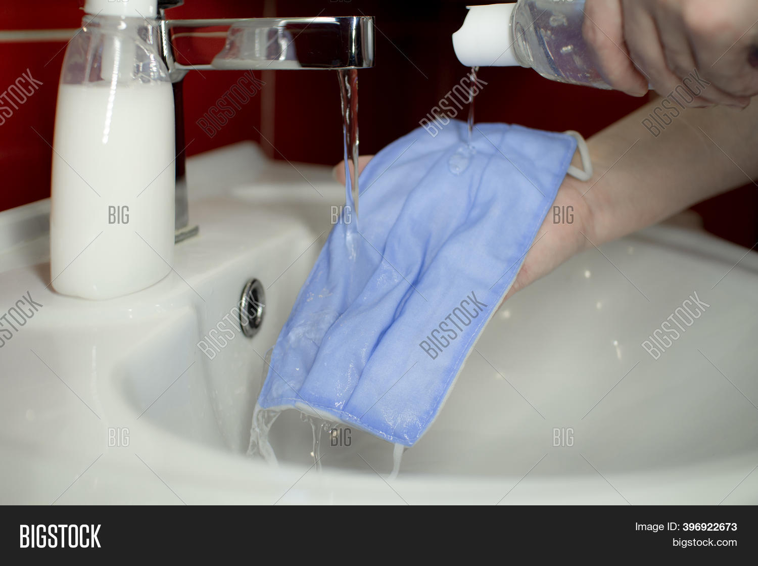 Washing Medical Mask Image & Photo (Free Trial) | Bigstock