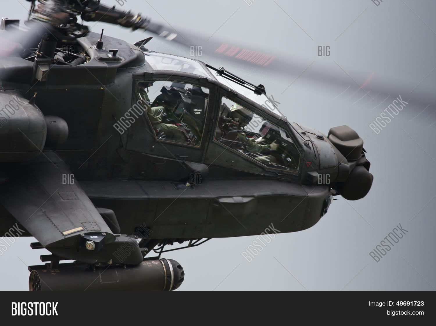AH-64 Apache Gunship Image & Photo (Free Trial) | Bigstock