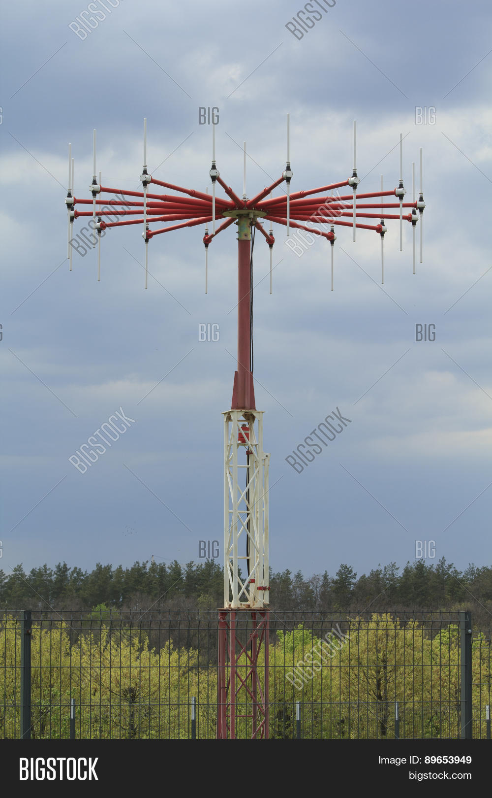 DF Antenna Image & Photo (Free Trial) | Bigstock