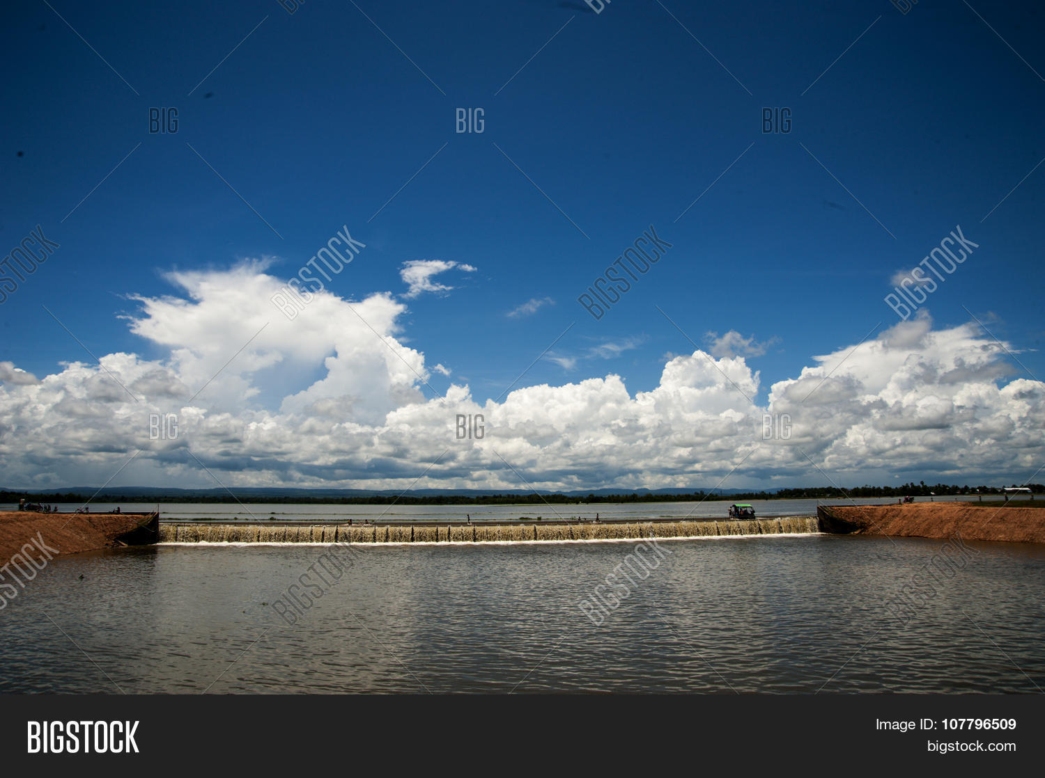 Reservoir Water Image & Photo (Free Trial) | Bigstock