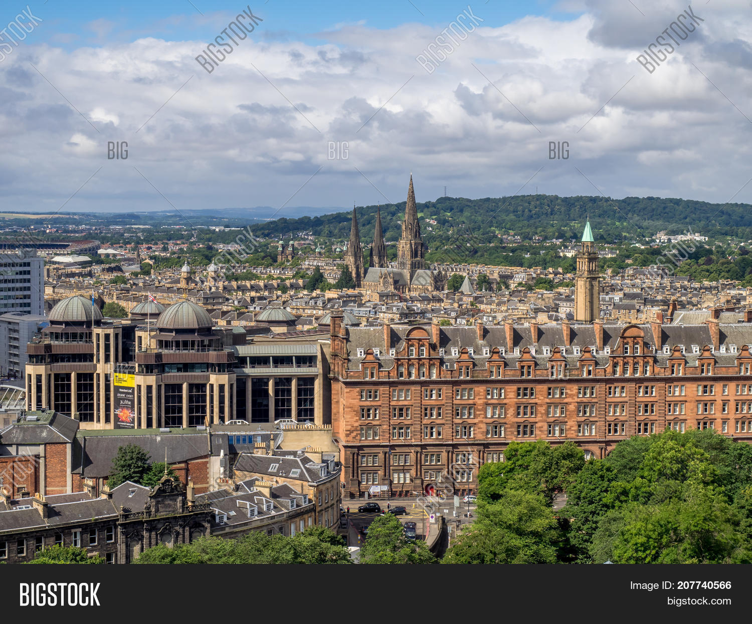 EDINBURGH, SCOTLAND - Image & Photo (Free Trial) | Bigstock