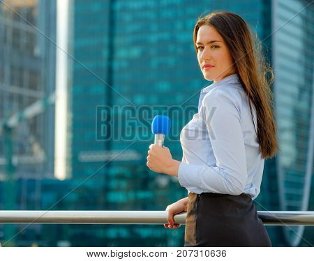 Young Girl TV Reporter Image & Photo (Free Trial) | Bigstock