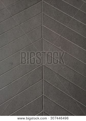 Groove Line On 图片和照片（免费试用） | Bigstock